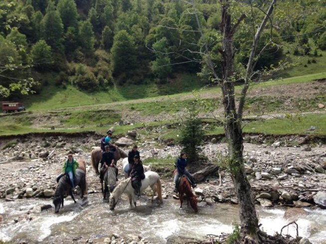 4 Day Horse Riding Holiday in The Lotru Mountains, Romania ...