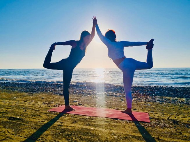 4 Day Weekend Yoga Retreat in The Gorgeous Peak District, England ...