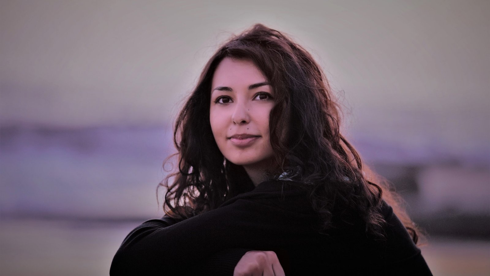 Julie Constantine, Roumanie