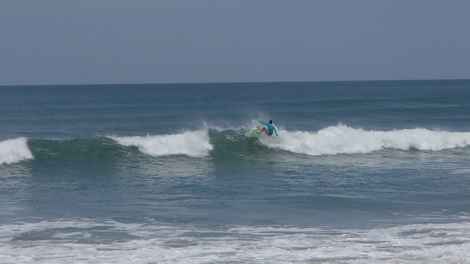 Kaya Sol Surf Hotel Reviews, Profile & Contact - BookSurfCamps.com