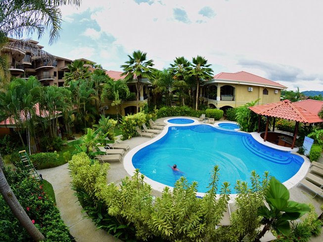 Monte Carlo Luxury Surf Accommodation in Jaco Beach, Costa Rica ...