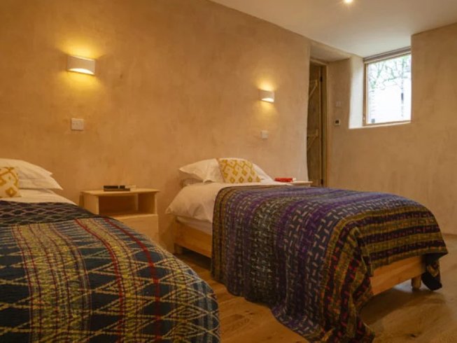 4 Day Wellness and Yoga Retreat in the Countryside of Abergavenny ...