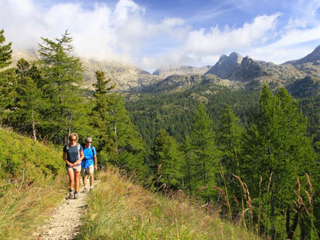 8 Day Self-guided Hiking Tour in France: Mountains to Med Walk in the ...