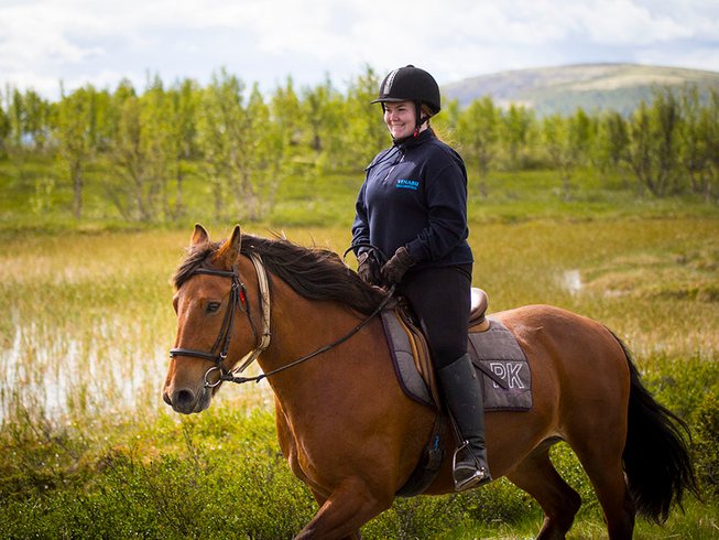 3 Day Mountain Peaks Horse Riding Holiday for Experienced Riders in ...