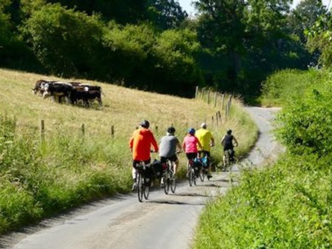 8 Day Countryside to Capital Self-Guided Cycling Tour in The UK ...