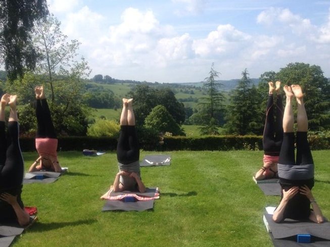 3 Days Rejuvenating Yoga Weekend Retreat in England - BookYogaRetreats.com