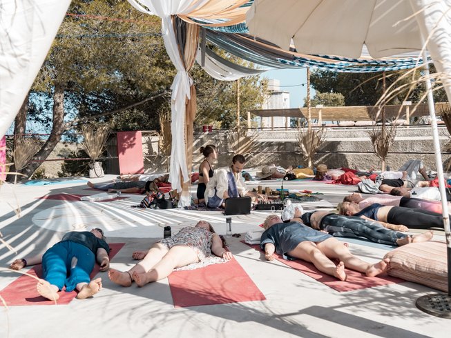 7 Day Depth and Grace Yoga Retreat by the Sea in Andalusia with Rowena ...