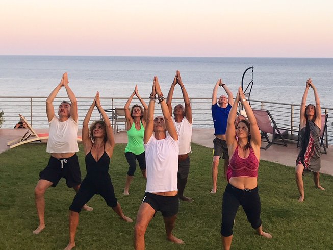 Top 10 Vegetarian Yoga Retreats Worldwide