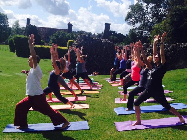 4 Days Weekend Yoga Retreat in UK - BookYogaRetreats.com