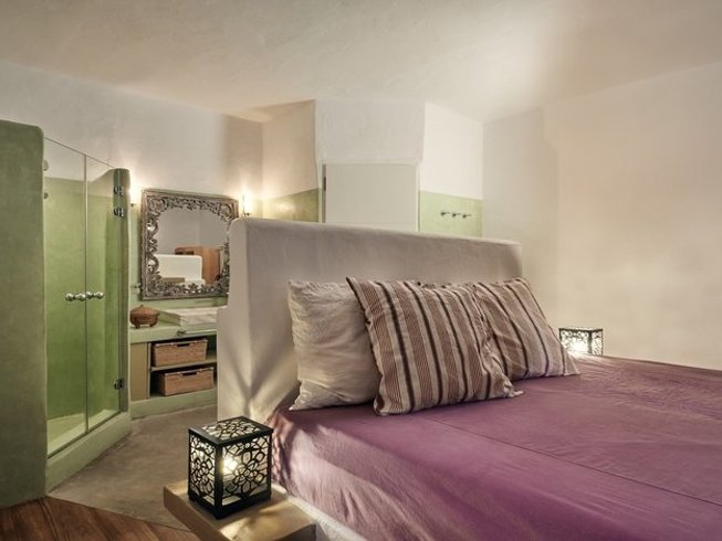 6 Day Eros Within Yoga Retreat with Erin Rose Ward in Koufonisi, South ...