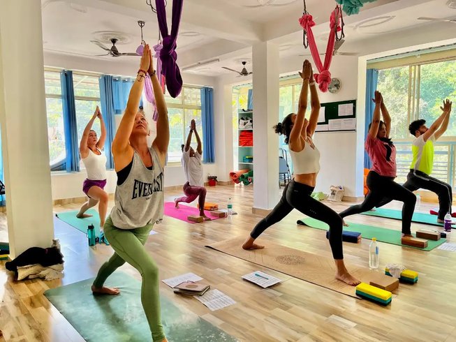 3 Day Body Detox Yoga Retreat in Rishikesh: Revitalize Your Mind, Body ...