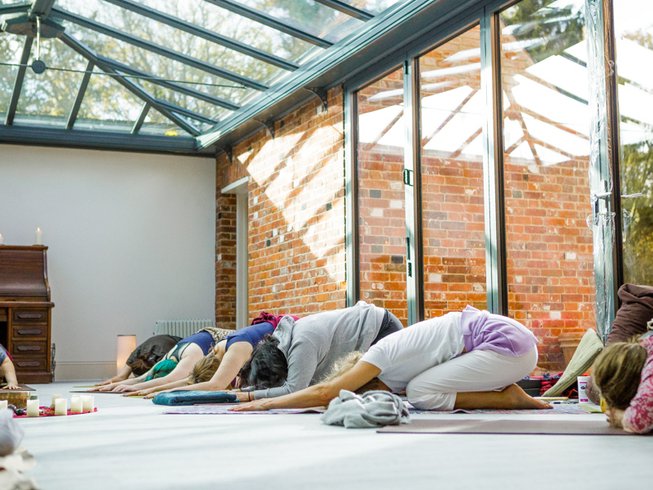 4 Days Spring Weekend Women's Yoga Retreat in Norfolk, UK ...