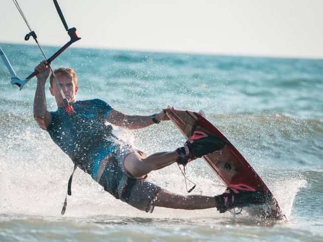6 jours en stage de kitesurf débutant à Ulcinj, Monténégro ...